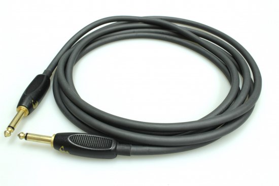 Elixir Guitar Cable (3M, SS) – Bass Shop Geek IN Box
